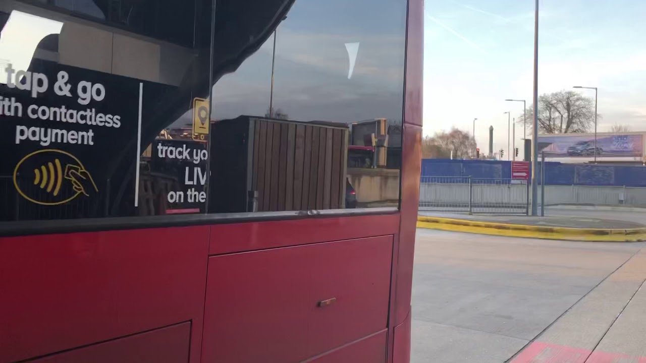 Mercedes OC500LE EvoBus AE61 EWR - YouTube