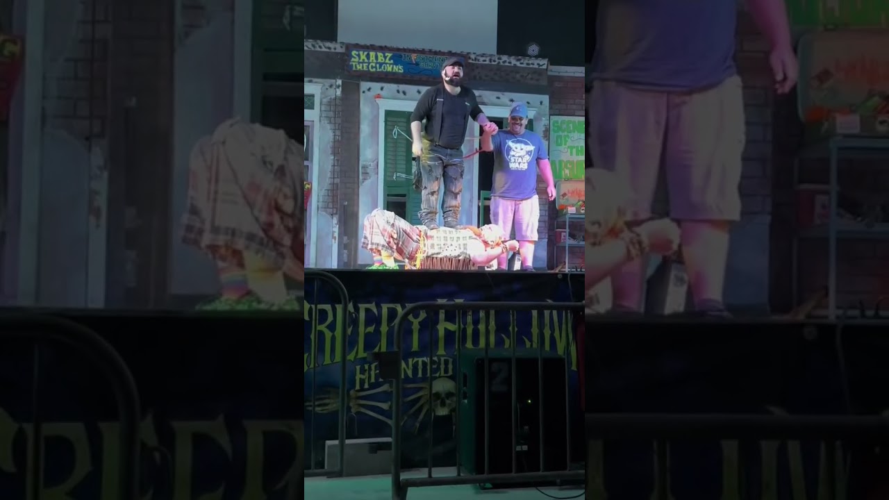 Creepy Hallow Haunted House Sideshow! - Bed of Nails 😳 - YouTube