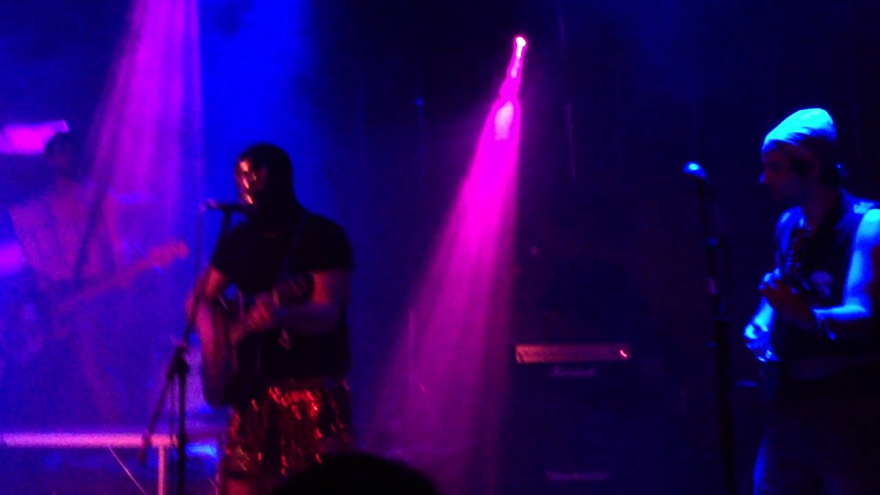 Arse Full Of Chips - Are You That Bloke Who Gets His Willy Out? (Live ...