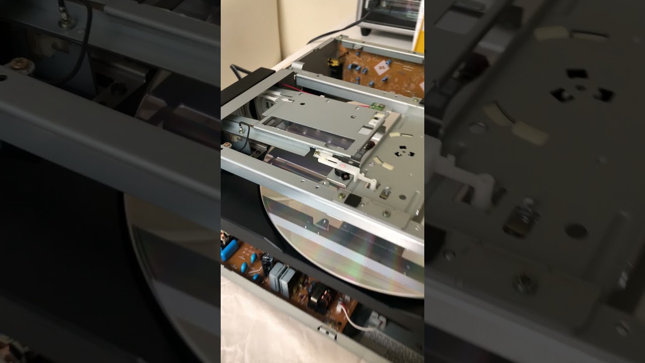 Pioneer, CLD-59, Epsilon Turn Movement - YouTube