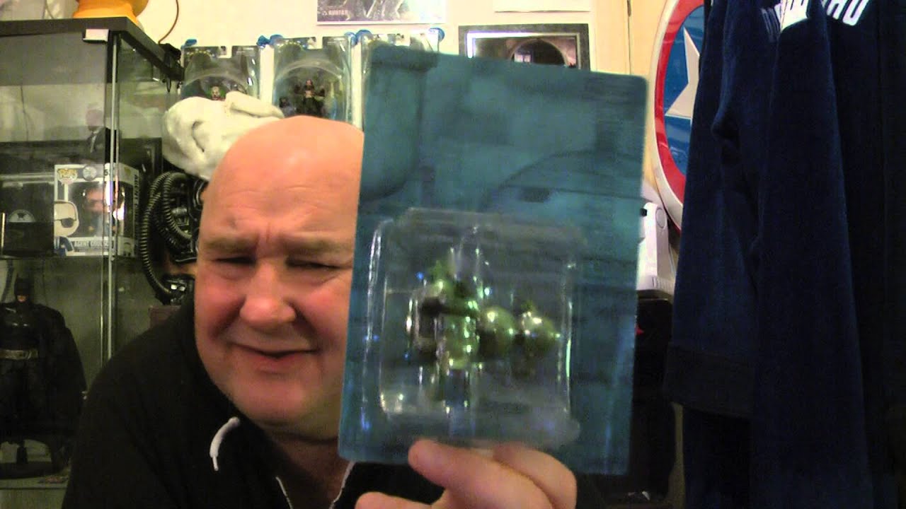 RED DWARF SEASON 5 REVIEW WITH CORGI STARBUG MODEL - YouTube