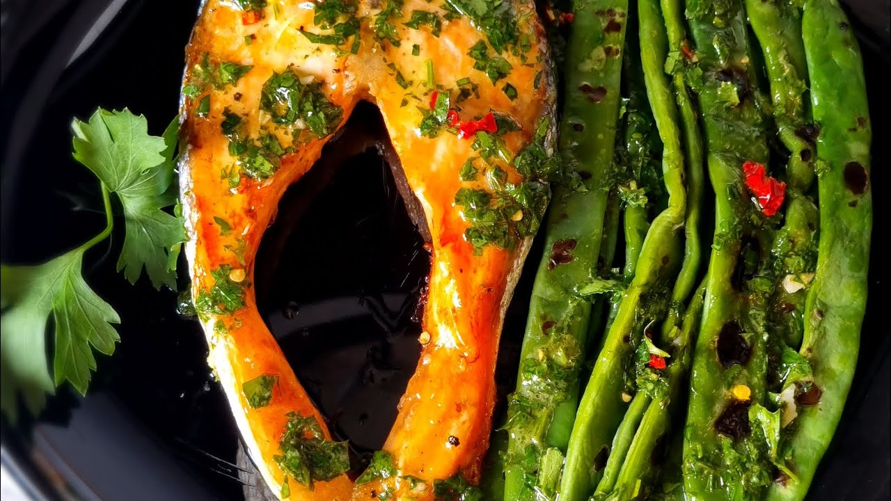 SALMON NË FURRË i shoqëruar me barbunja në zgarë 👌 - YouTube