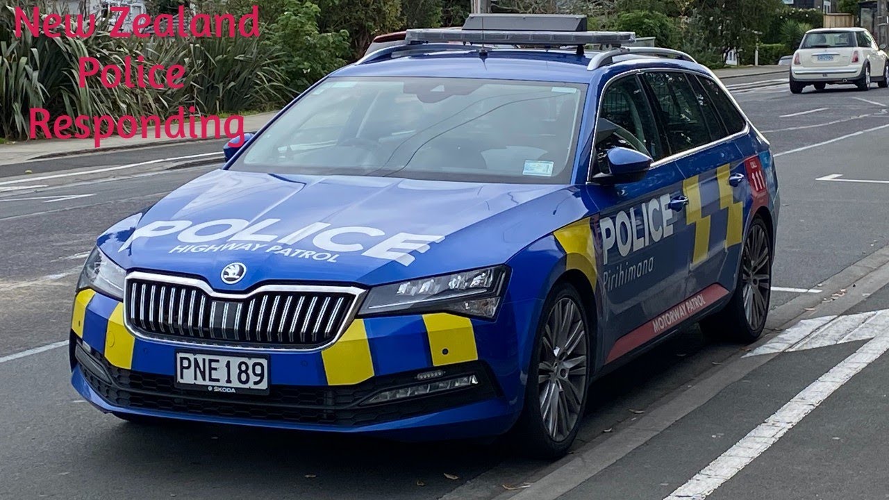 New Zealand Police Responding | Blue Skoda Highway Patrol! - YouTube