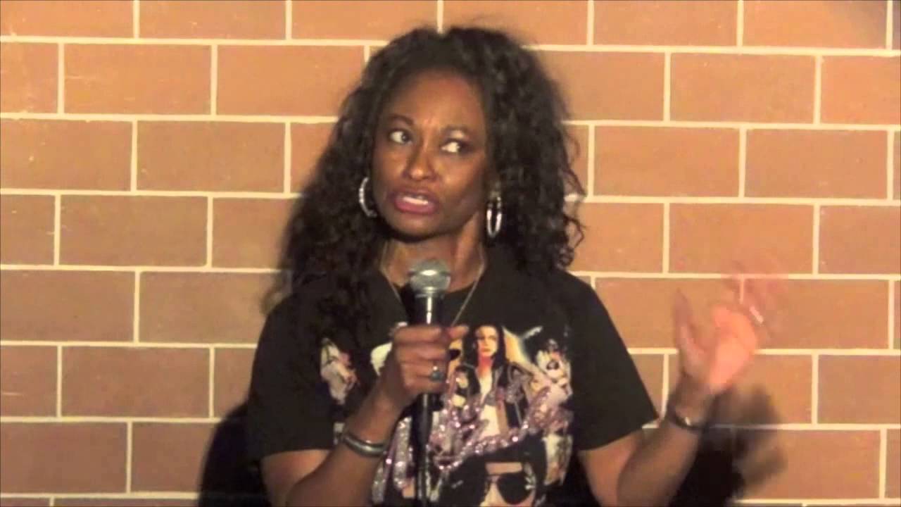 Rose Nelson, AOSC Comedy Showcase, "Call Me Boo and Shawty!!" - YouTube