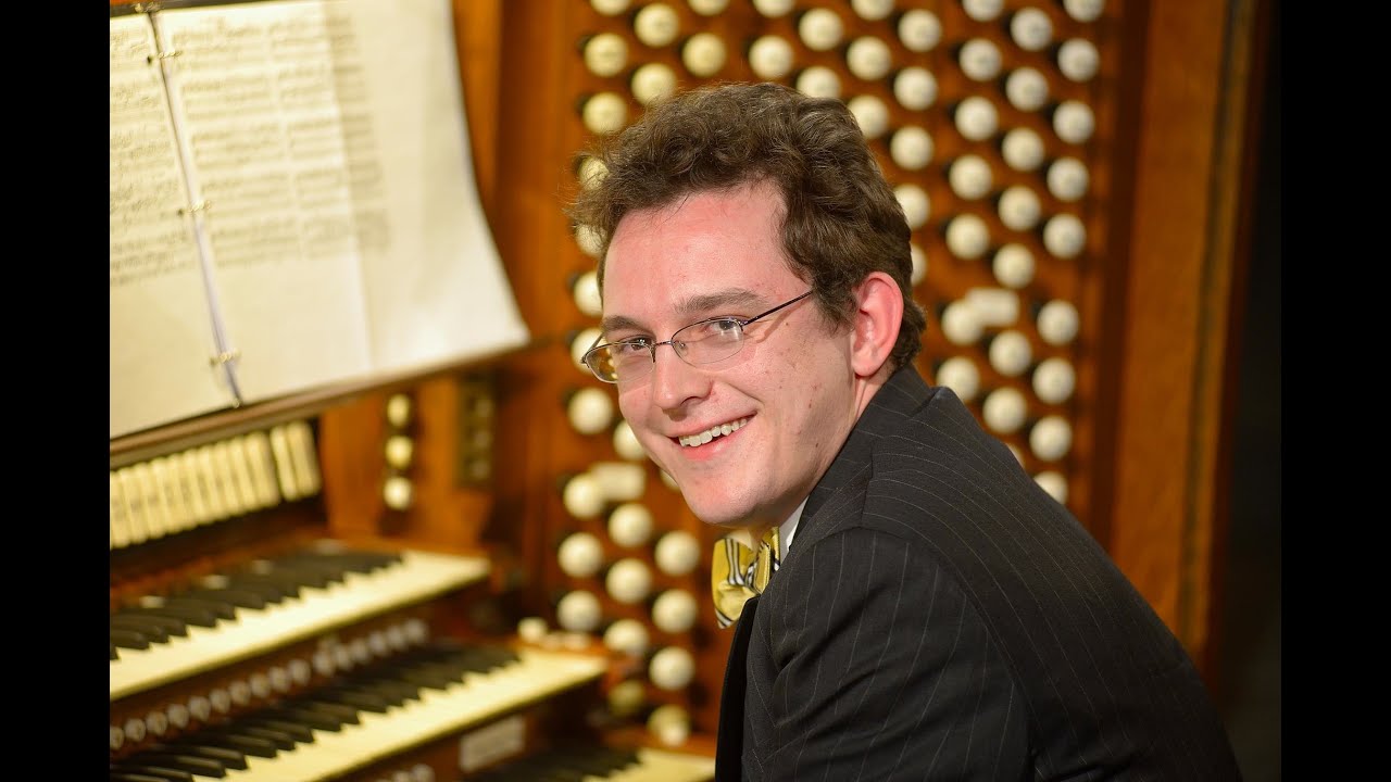 Stephen Buzard plays Elgar Imperial March - YouTube