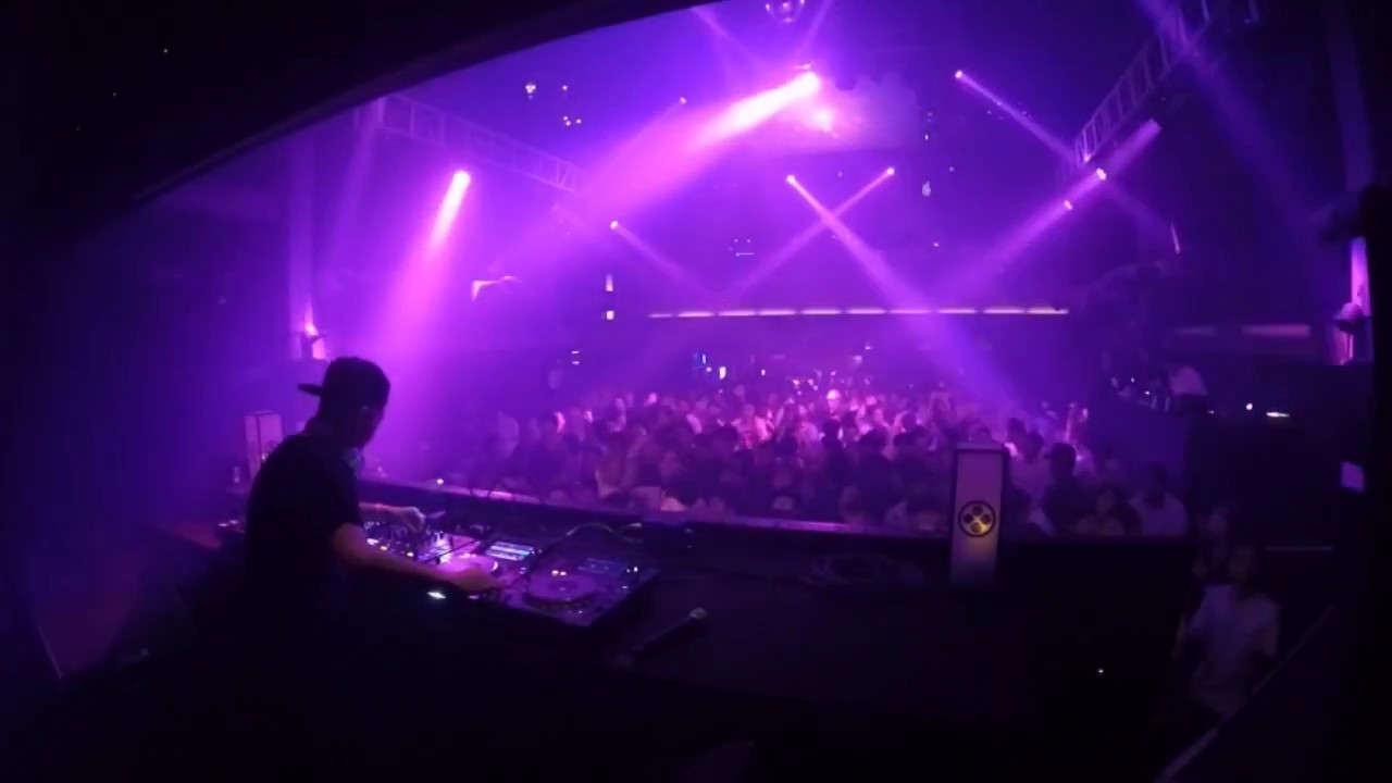 Tha Boogie Bandit @ BLACKOUT feat. Kayzo (9.15.2017 - Womb, Tokyo ...