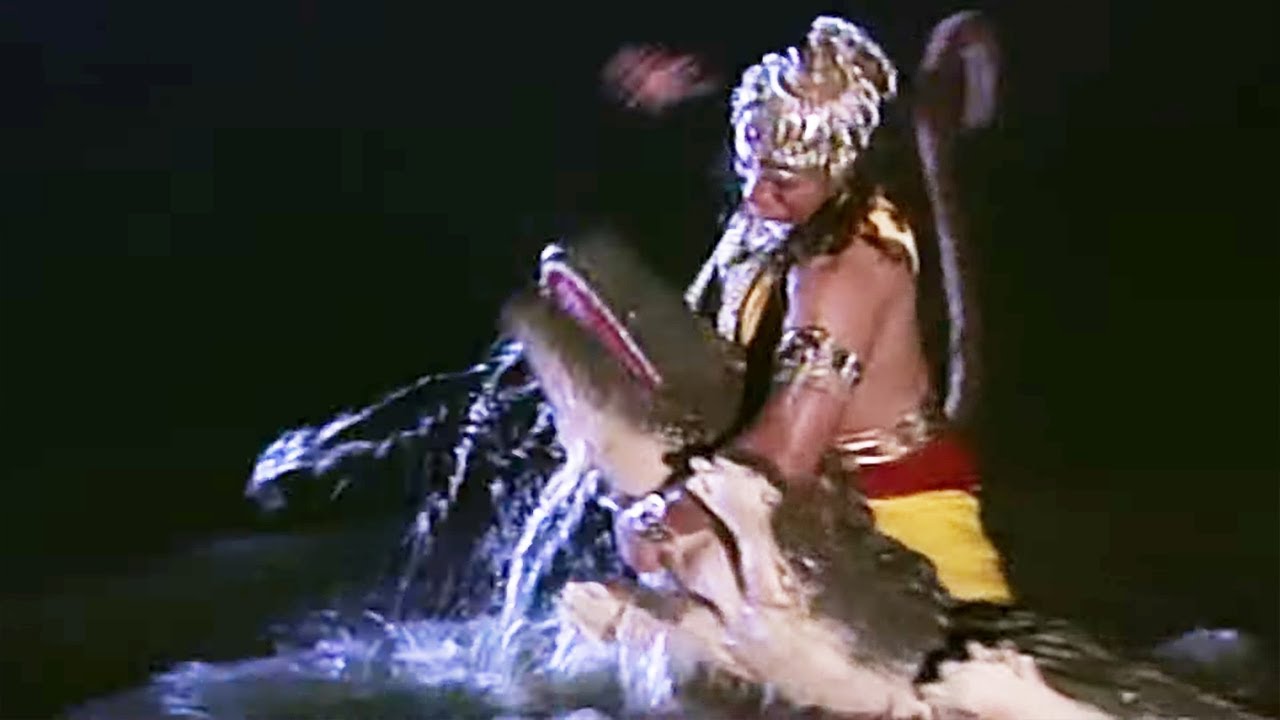 रामायण कथा | कालनेमि के माया जाल फंसे हनुमान जी, कैसे हुआ एक मगर से ...