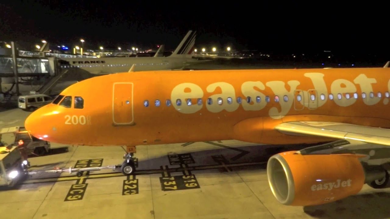 Airbus A320 G-EZUI Easyjet speciial 200th orange livery - YouTube