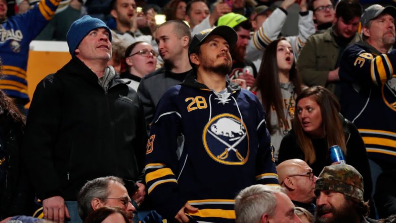 Buffalo Sabres fans are MAD... - YouTube