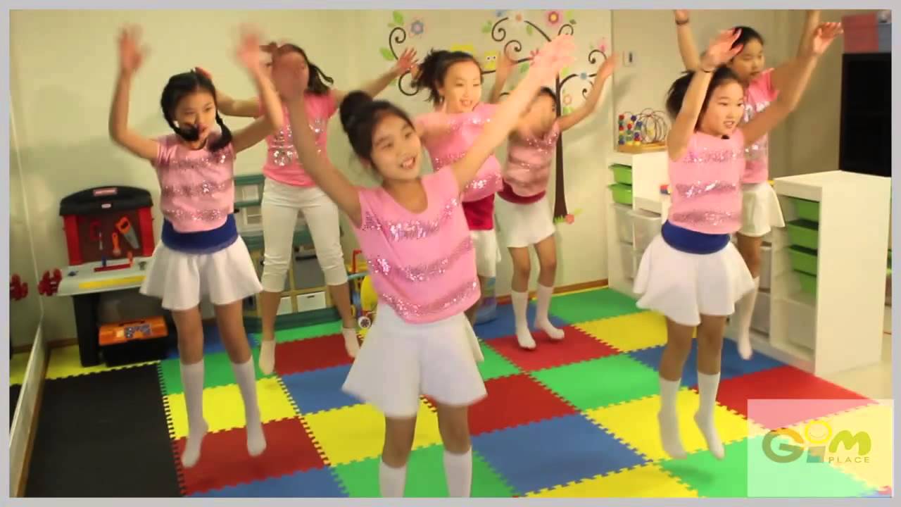 The Stretching Song - YouTube