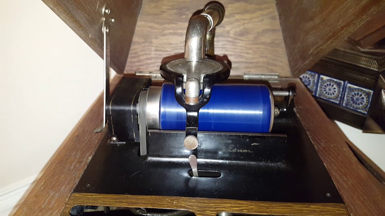 Edison Amberola DX Cylinder Tabletop Phonograph - YouTube