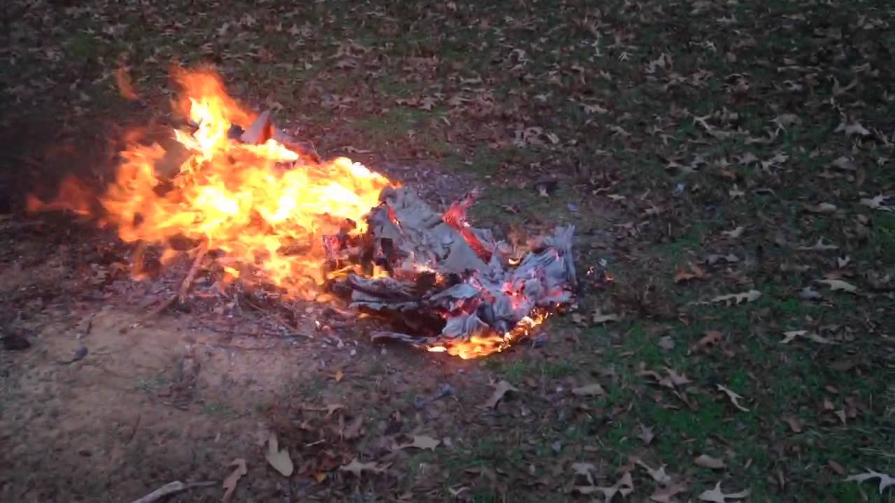 Burning Stuff 113: Bigger Cardboard Boxes - YouTube
