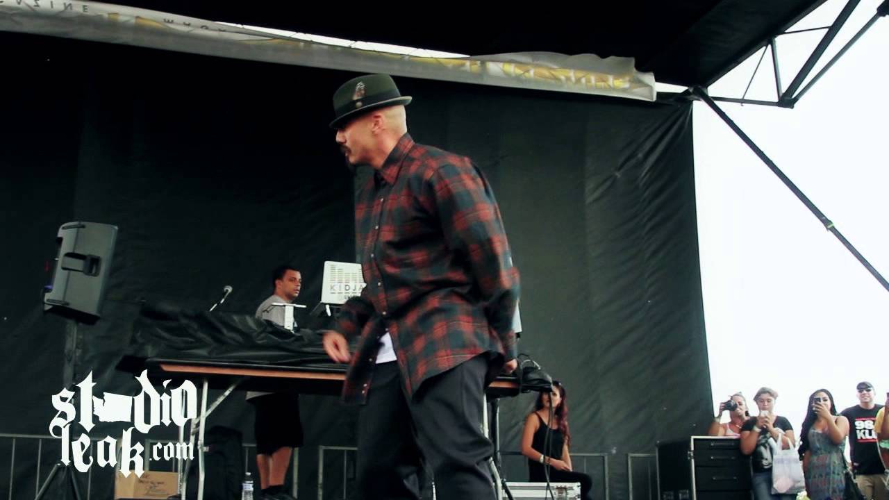 LIL ROB DANCES AT LAS VEGAS CAR SHOW - YouTube