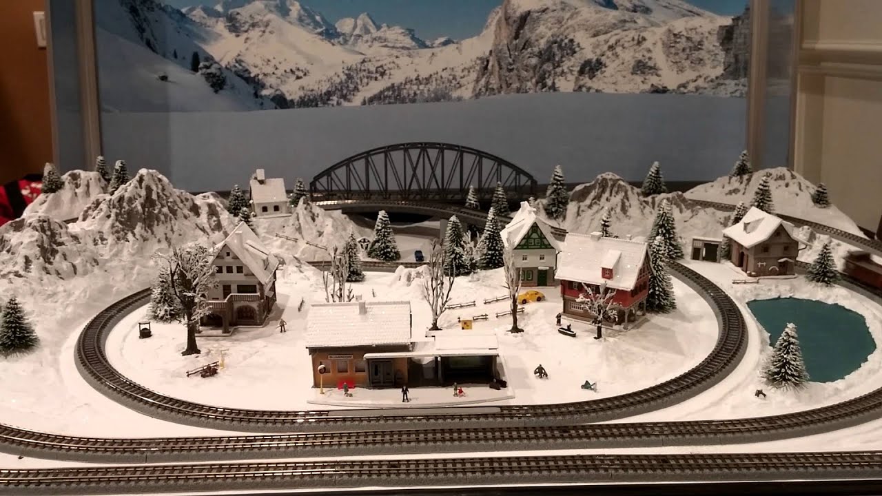 Marklin 8864 on Noch Tirol with Rokuhan - YouTube