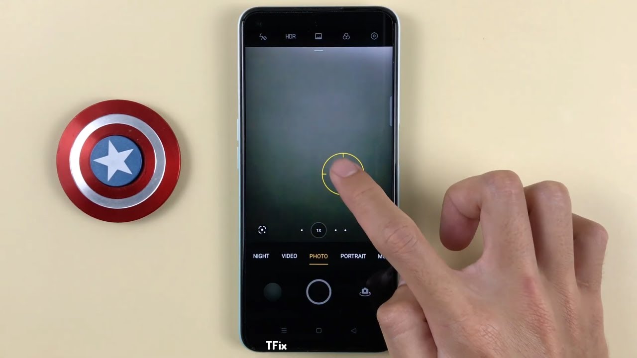 Tap to capture, Tap on the frame to take a photo on OPPO A52 Android 11 ...