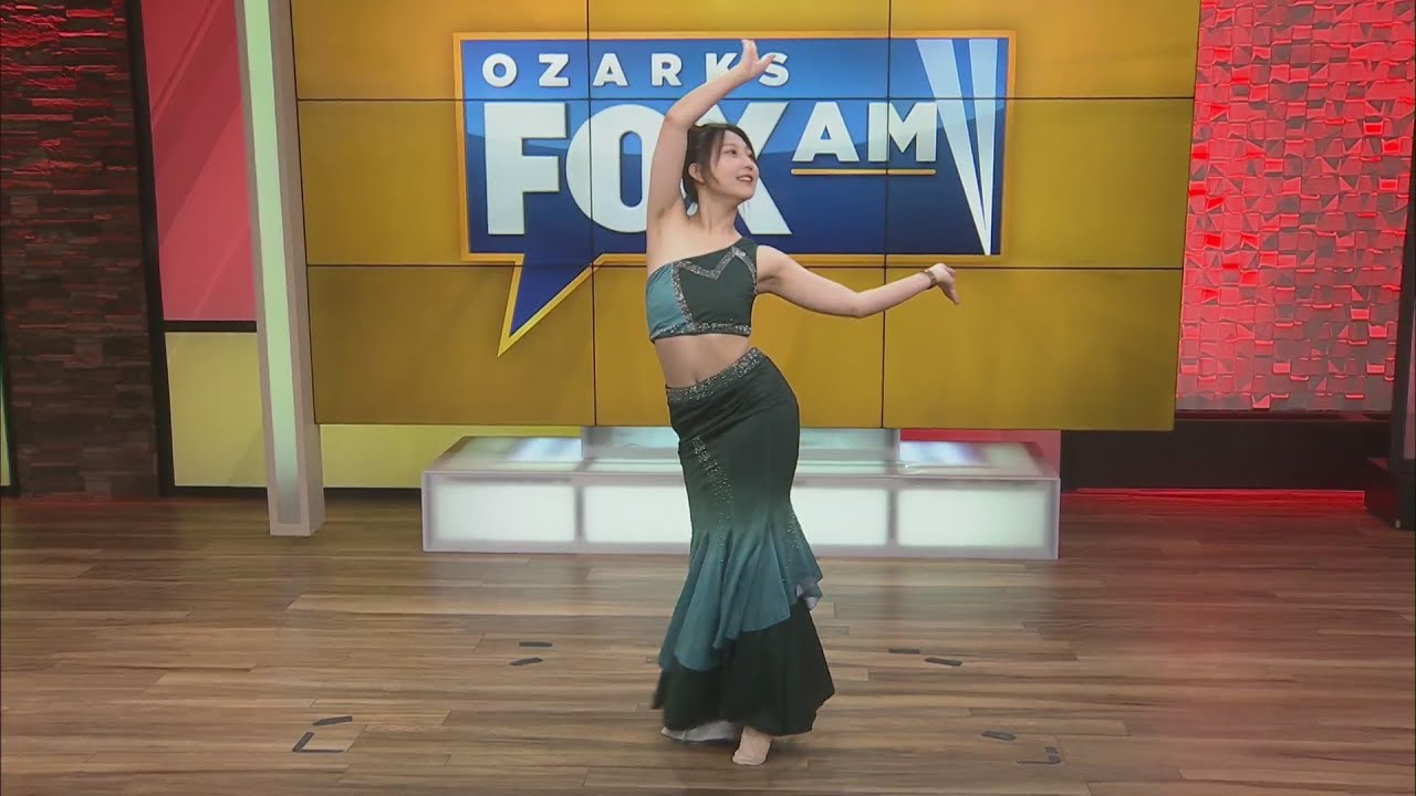 Chinese New Year Celebration: Xinyao Wang Dance Performance - YouTube