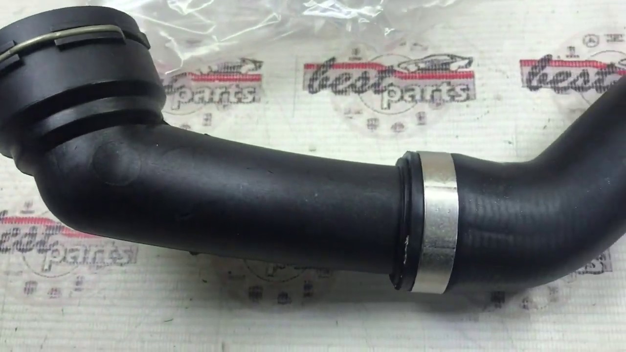 95510623800 Шланг (Патрубок) охлаждения радиатора верхний левый Porsche ...