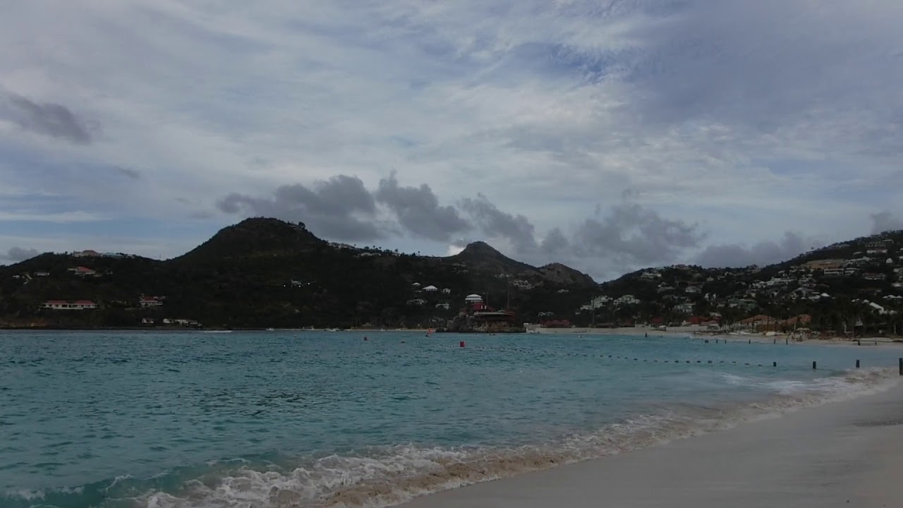 St Barts airport landing Aug 2018 - YouTube