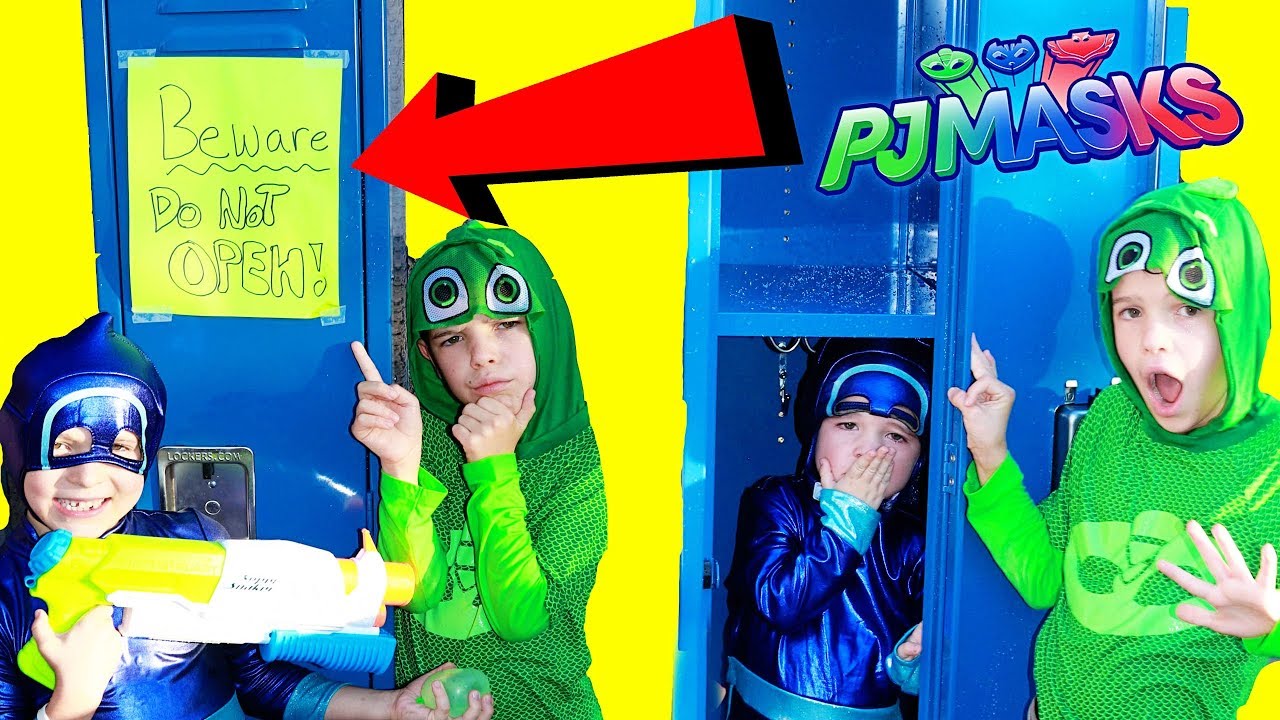 PJ Masks NIGHT NINJA in WRONG DOOR LOCKER! Ninjalino Surprises Gekko ...