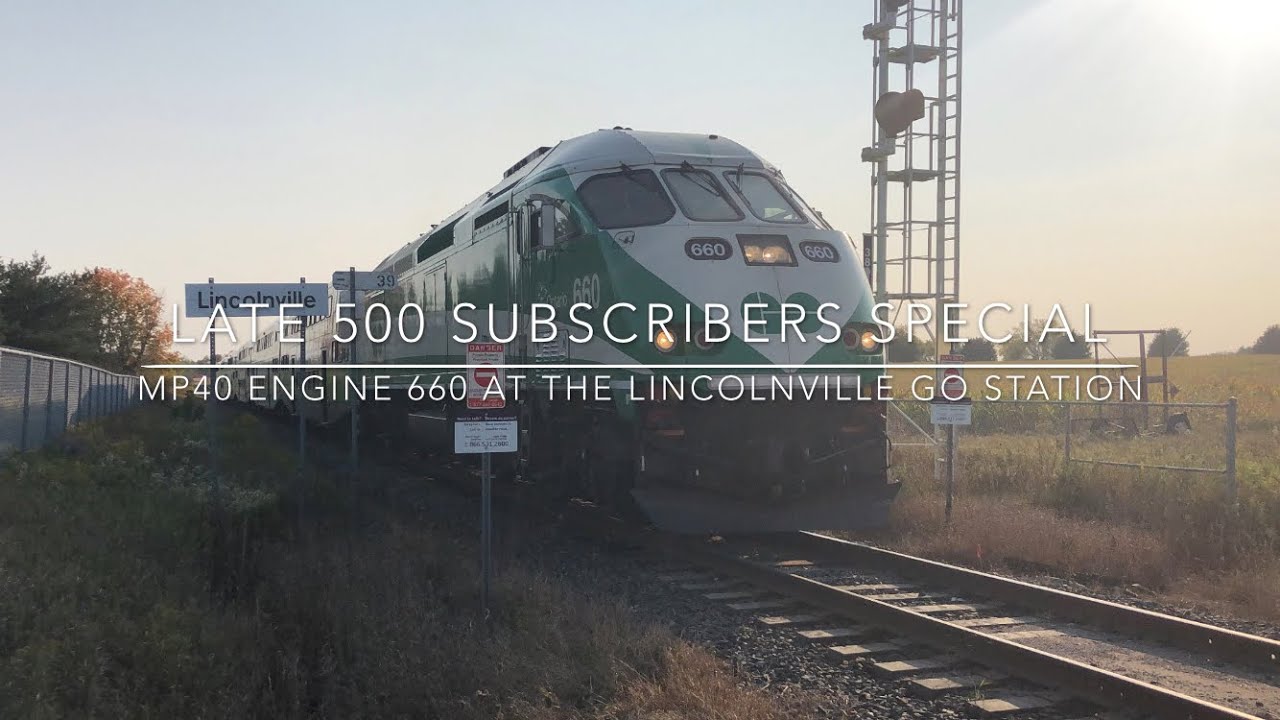 MP40 Engine 660 Leads a 6 Car Train Near the Lincolnville Go Station ...