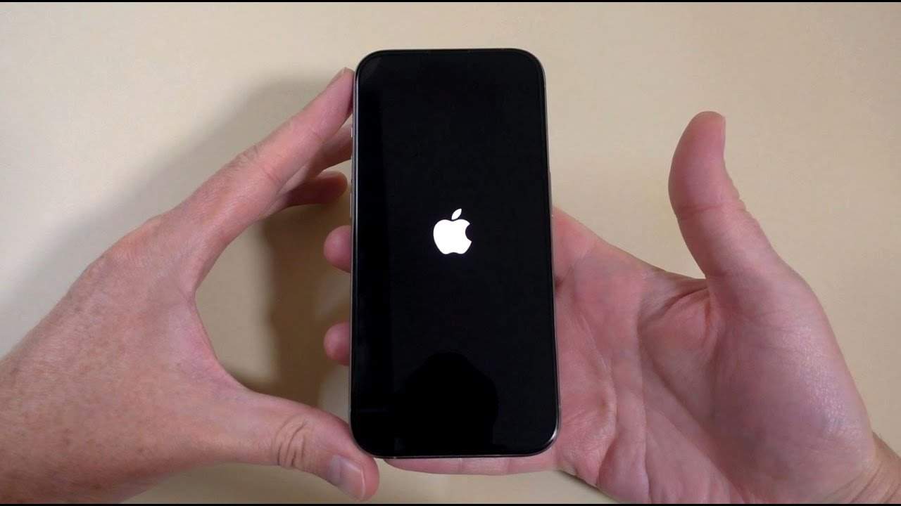 iPhone 15 Pro Bootanimation - YouTube