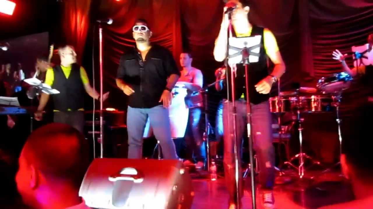Orquesta mi rumba en Club Tropicana Houston ( Mi ultima carta ) - YouTube