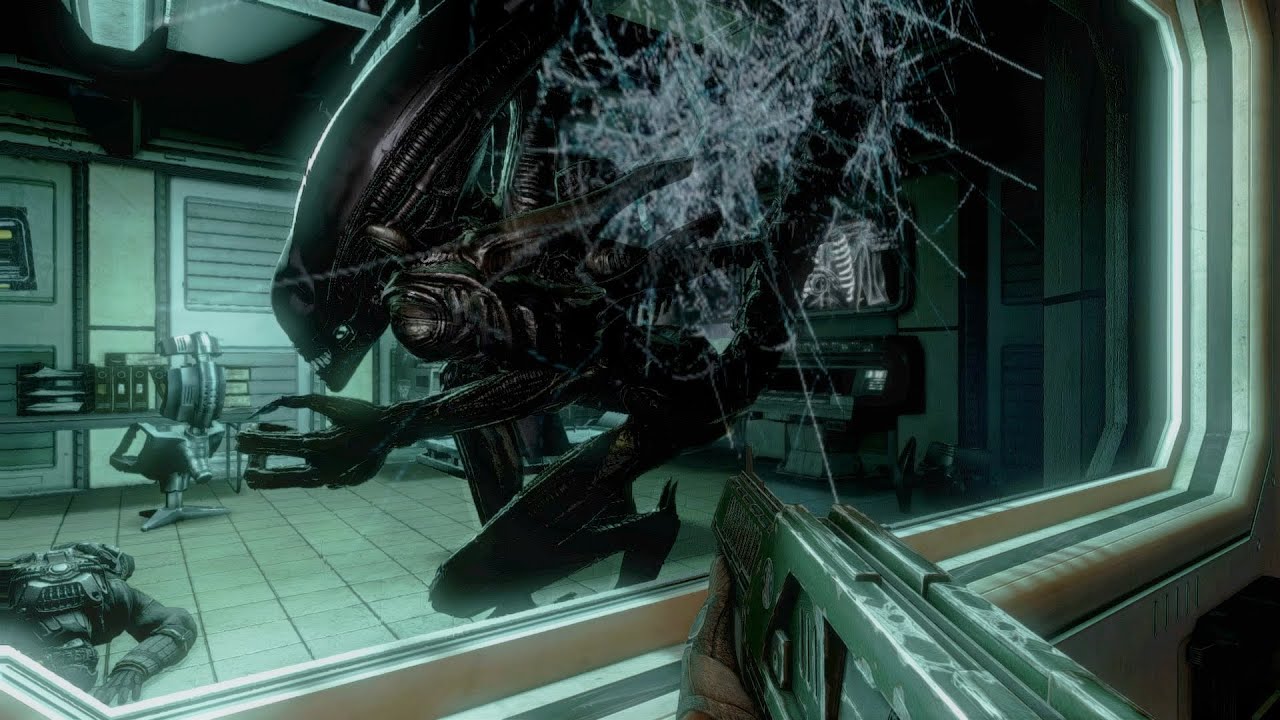 Crouching Mod in ALIENS VS PREDATOR³ 2010 - YouTube