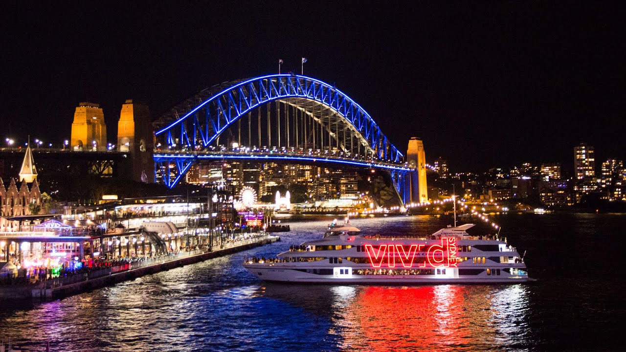 SYDNEY VIVID 2016 TIME-LAPSE - YouTube