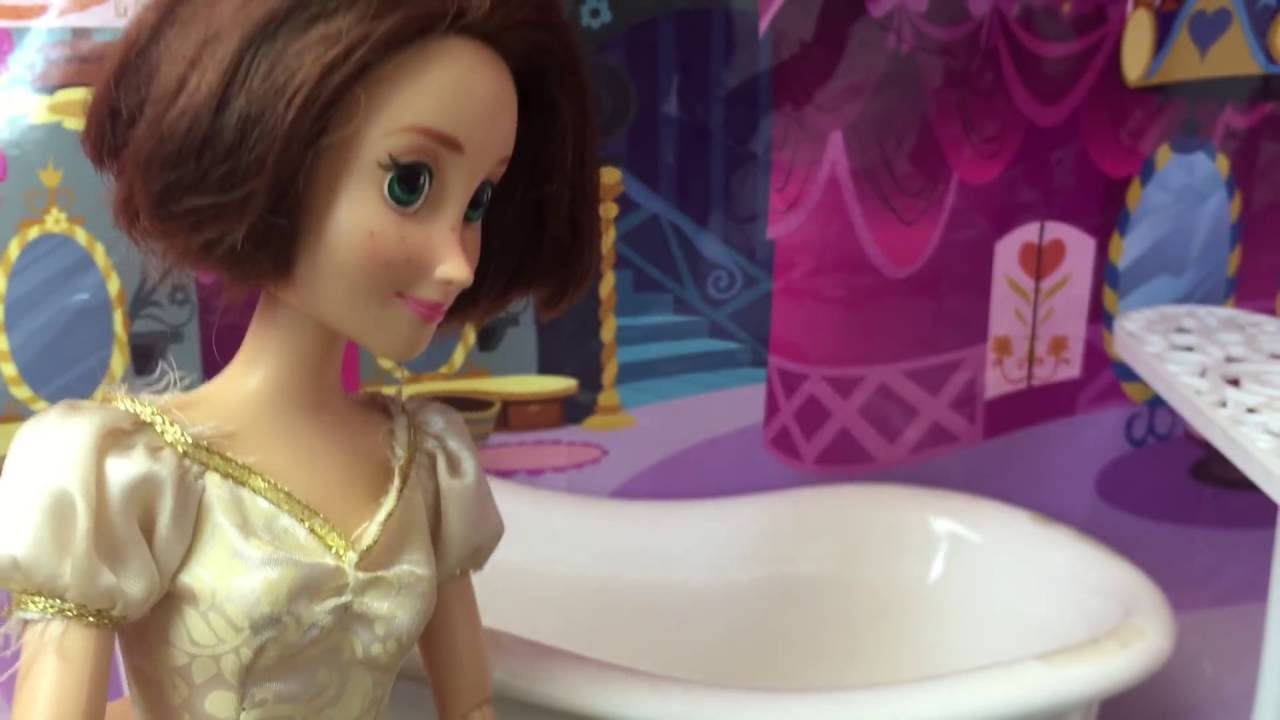 Disney Princesas Rapunzel_na hora do banho Princess Rapunzel bath time ...