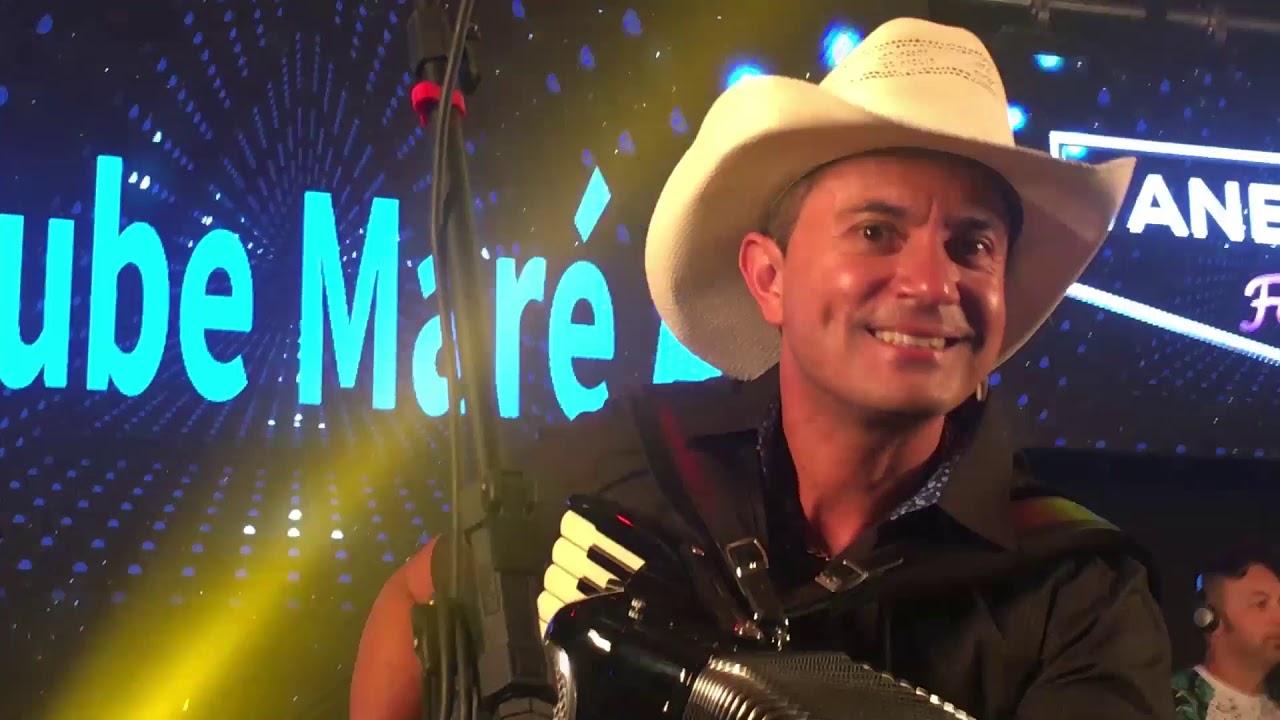 Banda Maré Alta - YouTube