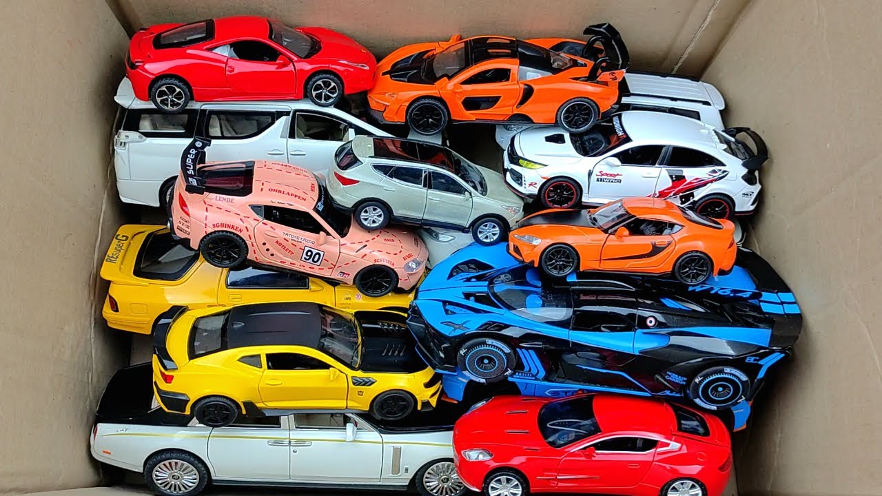 BOX FULL OF Model Cars /Honda Civic, Bugatti Divo, McLaren 650s, Audi ...