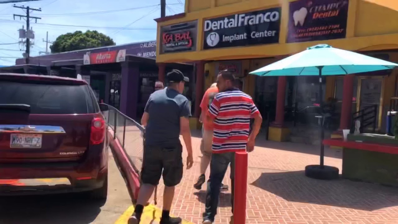 Navarro Dental Algodones - YouTube