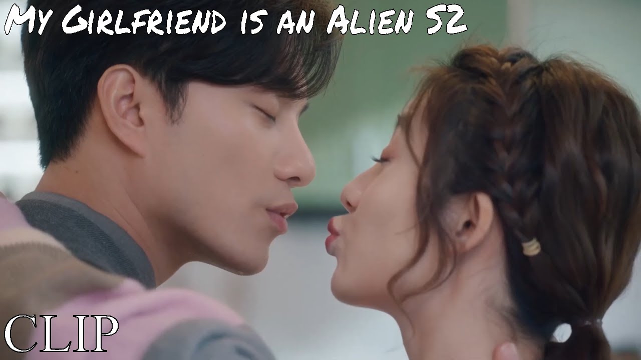 My Girlfriend is an Alien S2 ep4 | Fang Leng encircled Xiaoqi in his arms 厨房“S手”小七精心为霸总准备爱心餐 ...