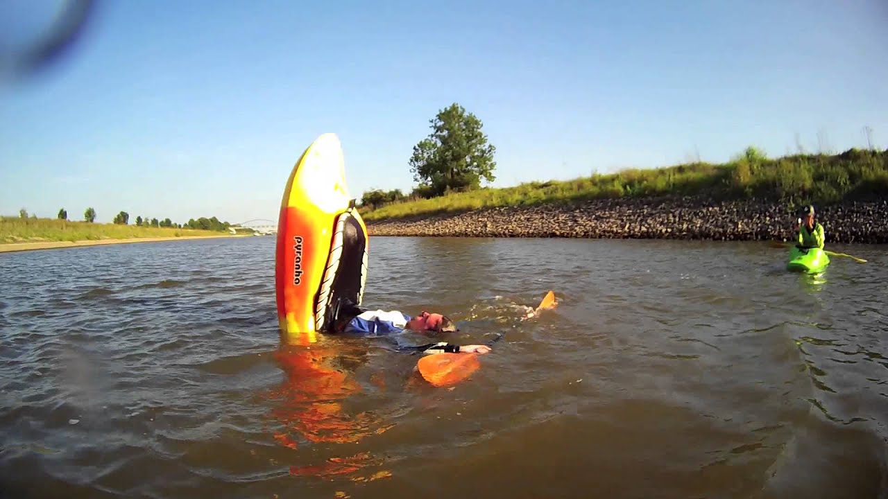 Flatwater Freestyle Kayak Session: Weser - YouTube