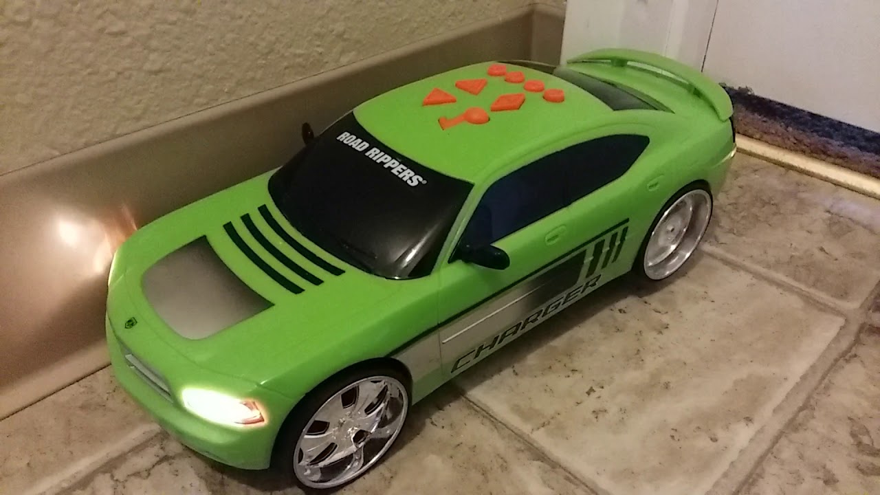 2010 Road Rippers Top Tune Come Back '06 Dodge Charger incandescent ...