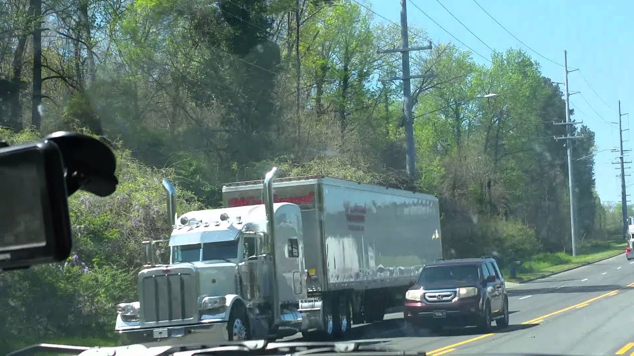 Peterbilt 389 and Peterbilt 379 - YouTube