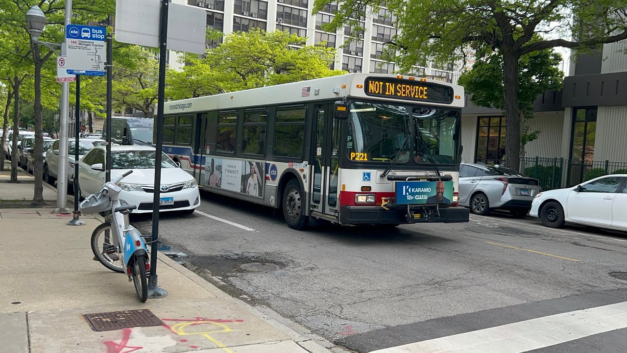 CTA Bus Ride 135 Clarendon/Lasalle Express From Franklin To Wilson CTA ...
