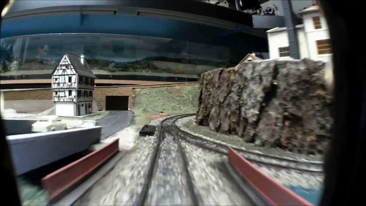 Un wagon camera sur mon reseau de train ho - YouTube