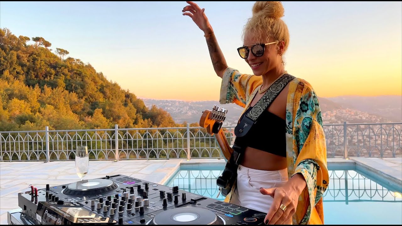 Joy Zahar - Sunset mountain view | Afro House / Indie Dance DJ Set with Live Guitar (watch in 4K ...