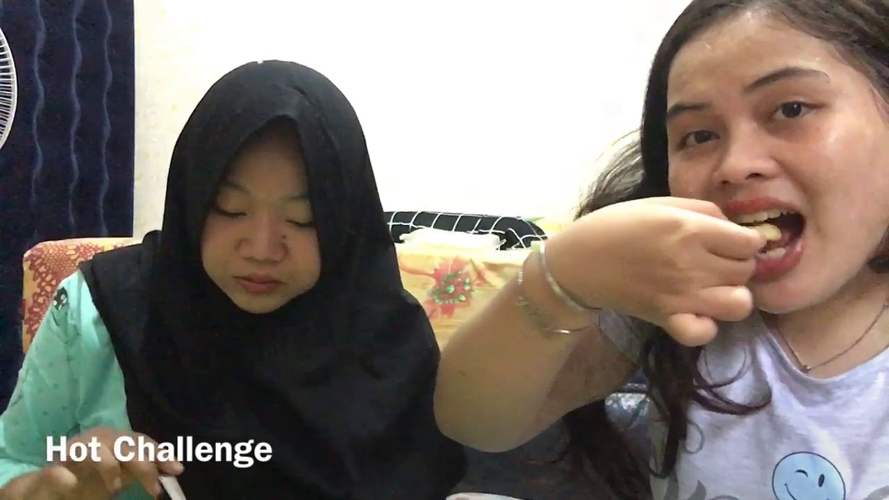 Challenge Indomie Goreng Aceh 4 Bungkus + 30 Cabe - YouTube