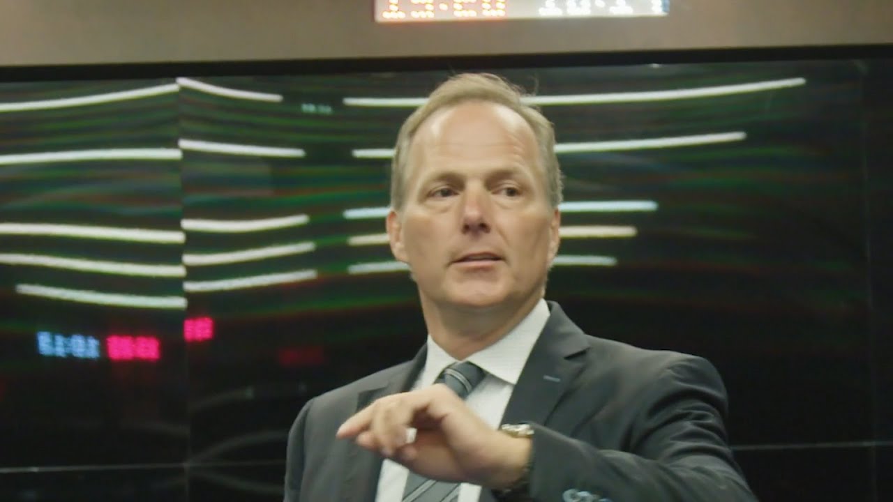 Jon Cooper addresses team after Game 2 victory - YouTube