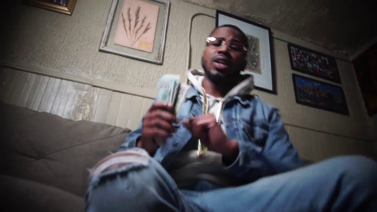 Swazzy X Tae Banks - Im Lit ( Official Music Video ) - YouTube