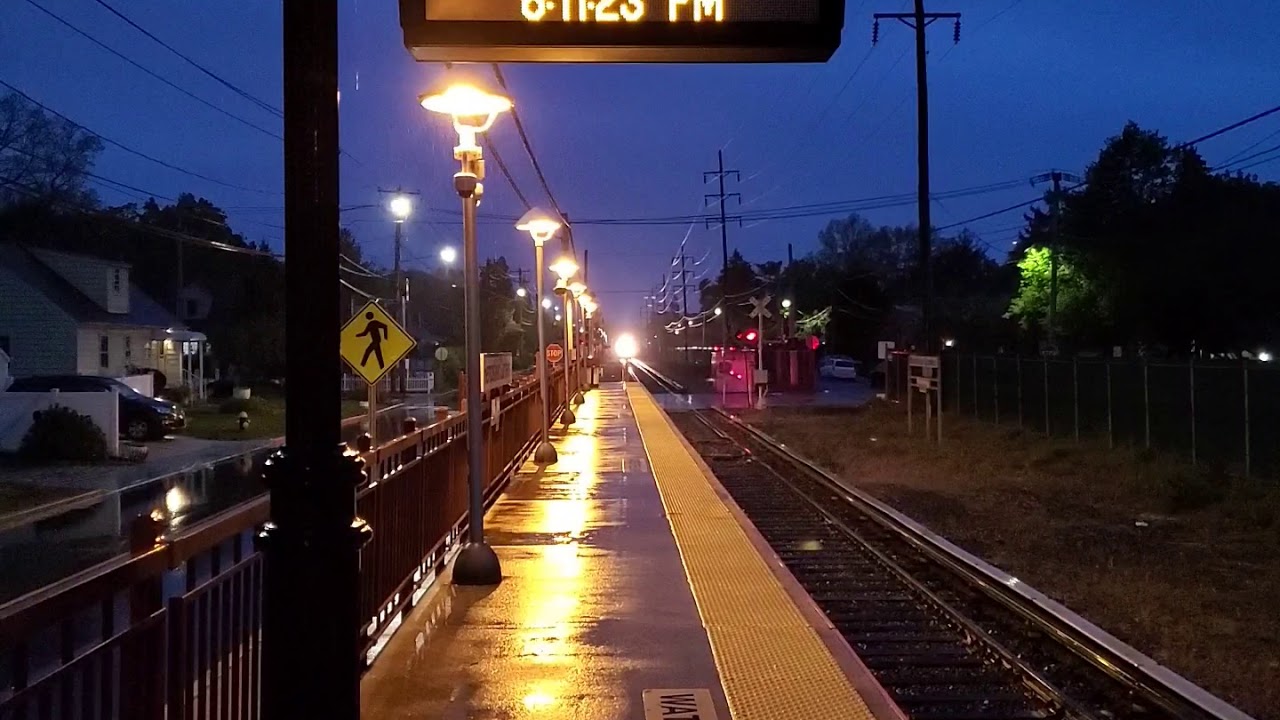 LIRR: M7 #7487/#7676-#7675/#7452 on the 8:07pm to West Hempstead ...