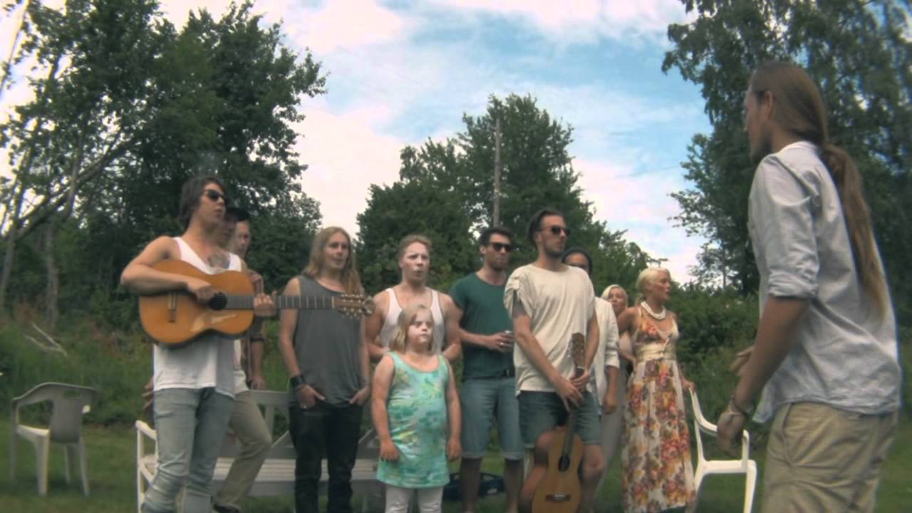 A Traditional Swedish Midsummer 2011 - YouTube