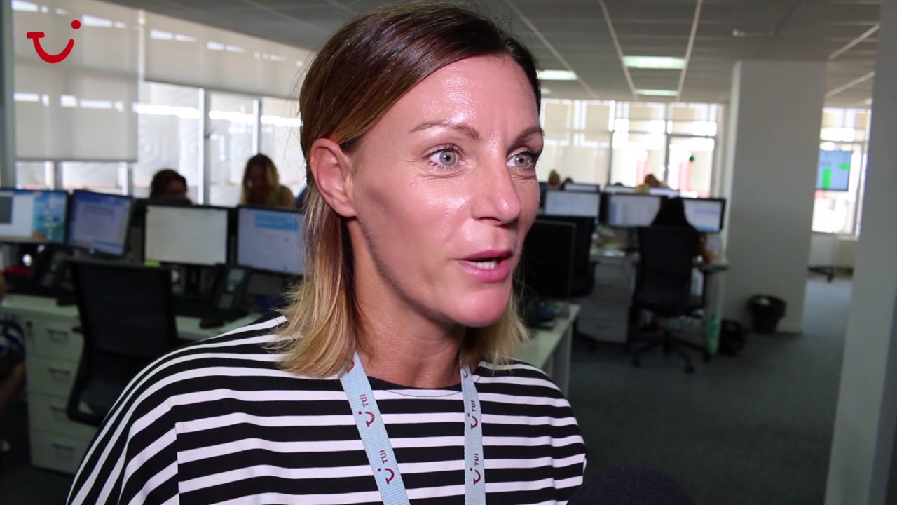 Peak Period in the TUI Contact Centre - YouTube