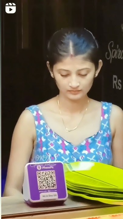 Spiral potato#assamese viral couple#guahati spiral potatoes shops#manashmanisha#couple - YouTube