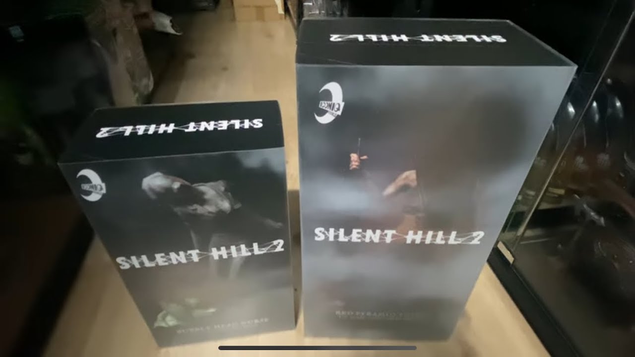 4K Iconiq Studios Silent hill 2 Bubblehead Nurse and Red Pyramid Thing ...