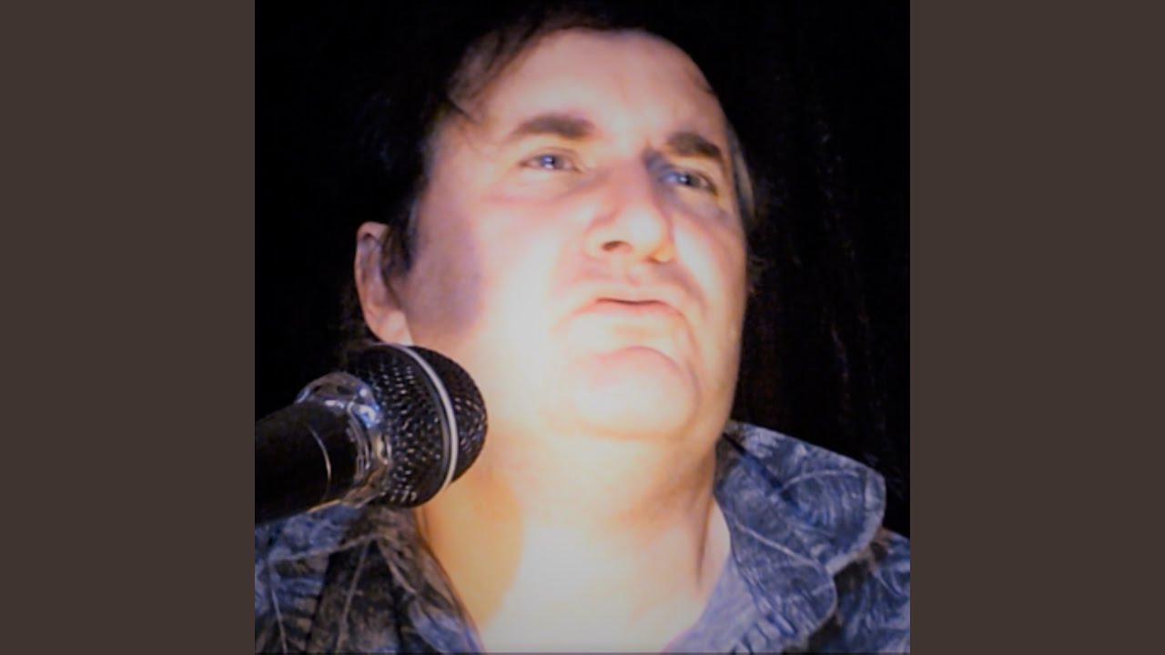 Amber Knows (Acoustic Version) - YouTube