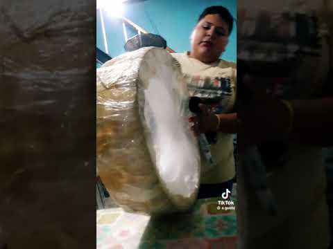 bombo casero - YouTube