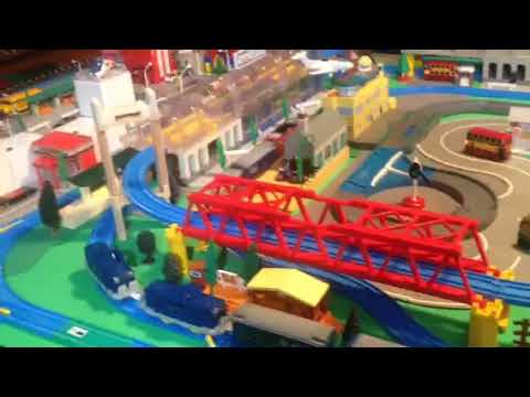 The Vicarage Orchard ~ PLARAIL EF81/DD51 (Toys"R"Us Japan exclusive) 9 ...
